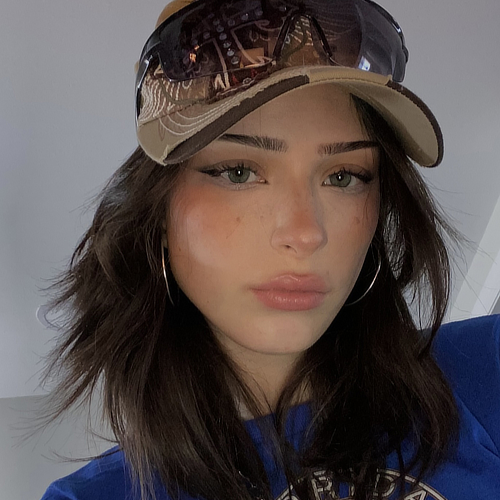 Sophie Mahoney - Readeezy